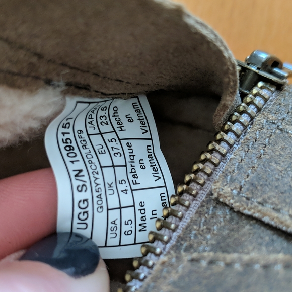 UGG | Shoes | Nwt Ugg Benson Boot | Poshmark